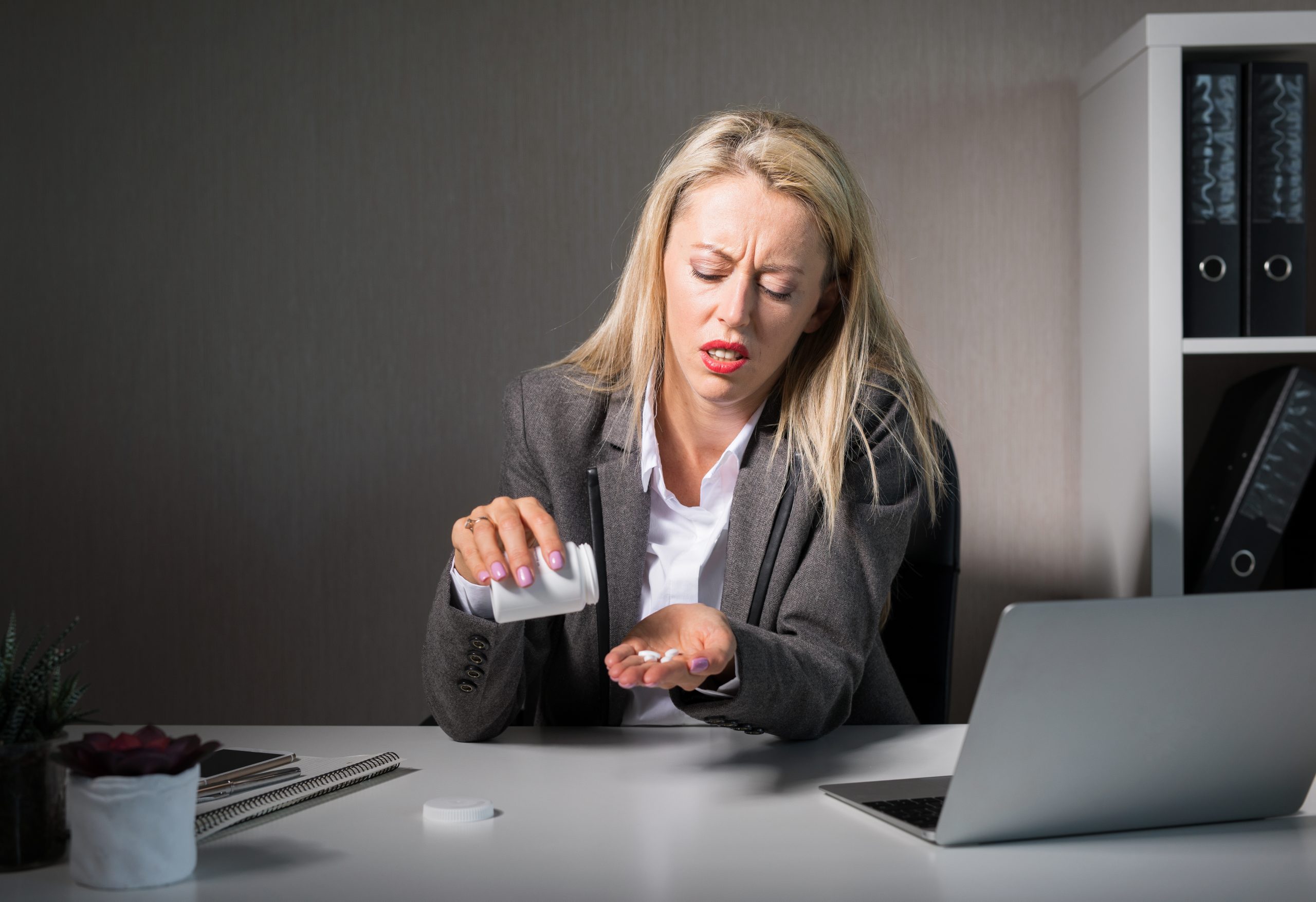 Preventing Opioid Misuse in the Workplace: A Guide for Employers ...